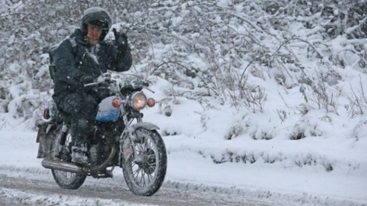 Key Differences Between Summer and Winter Motorcycle Jackets